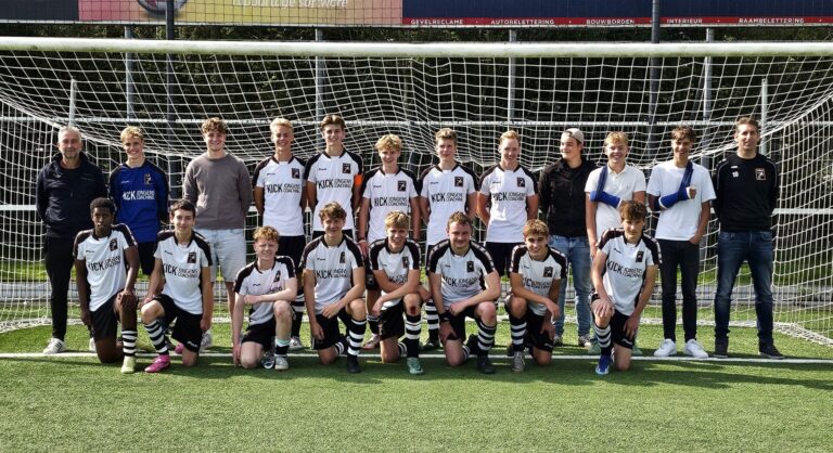 SDS/Nijland JO19-1 op de foto – SDS